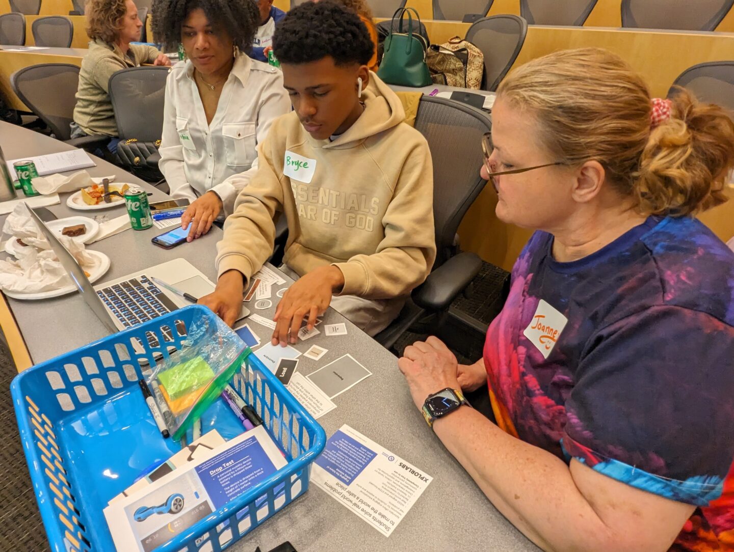 Sharing Xplorlabs’ Safety Science Workshops with Teachers